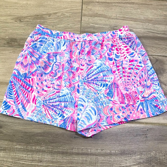 Lilly Pulitzer | Bottoms | Lilly Pulitzer Size 8 Girls Shorts In ...
